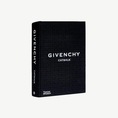 Givenchy Catwalk Book – Arighi Bianchi